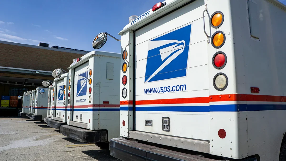 USPS worker found dead inside mailing machine in Michigan: 'Deeply ...
