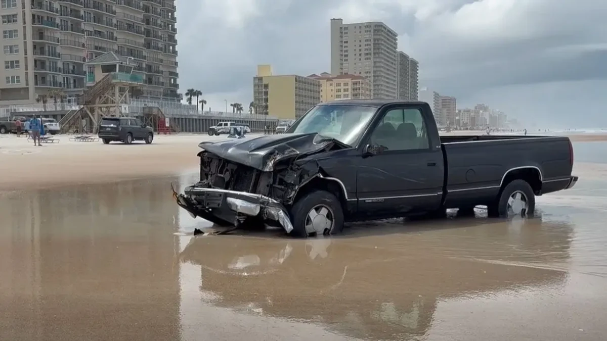 Florida beach toll booth worker killed after driver rams structure ...